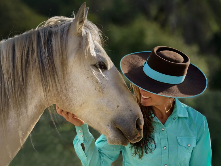 About Lisa Calder – JP Dyal Horsemanship